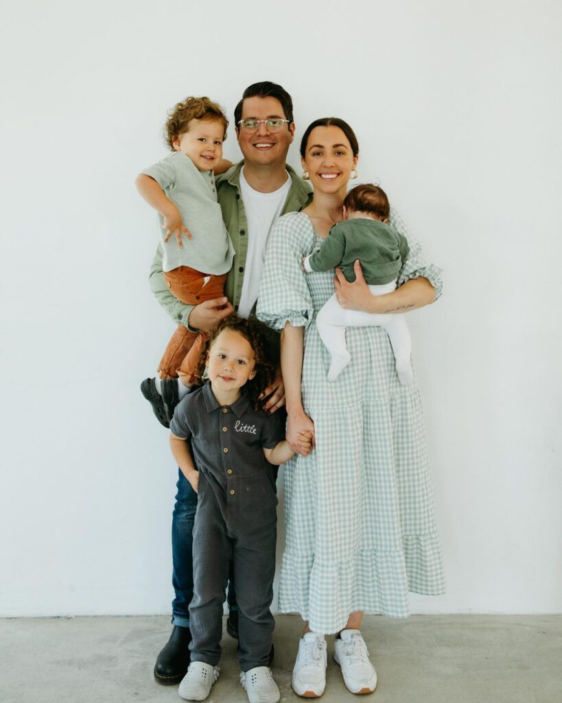 OVRFLW - Overflowing Ministries